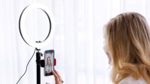 Lighting tips for being on video, Instagram reels or YouTube - Ivory Mix